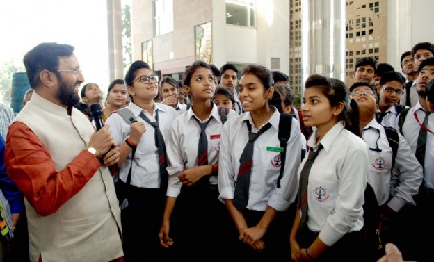 Environment Minister Showcasing the 'Green' MoEFCC Office!