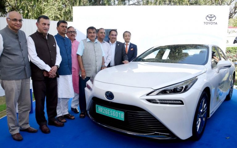 Transport Minister Launches Green Hydrogen Fuel Cell Electric Vehicle